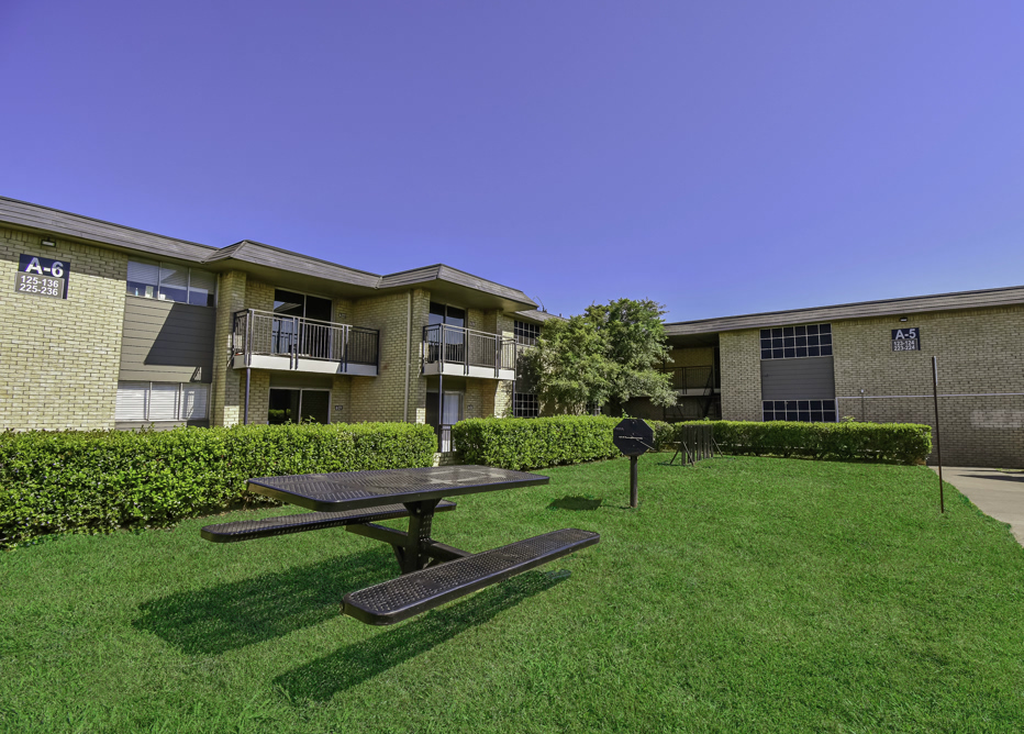 Apartments in Grand Prairie, TX | Evria Terraces | (972) 263-4951