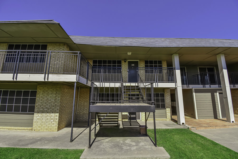 Apartments in Grand Prairie, TX | Evria Terraces | (972) 263-4951